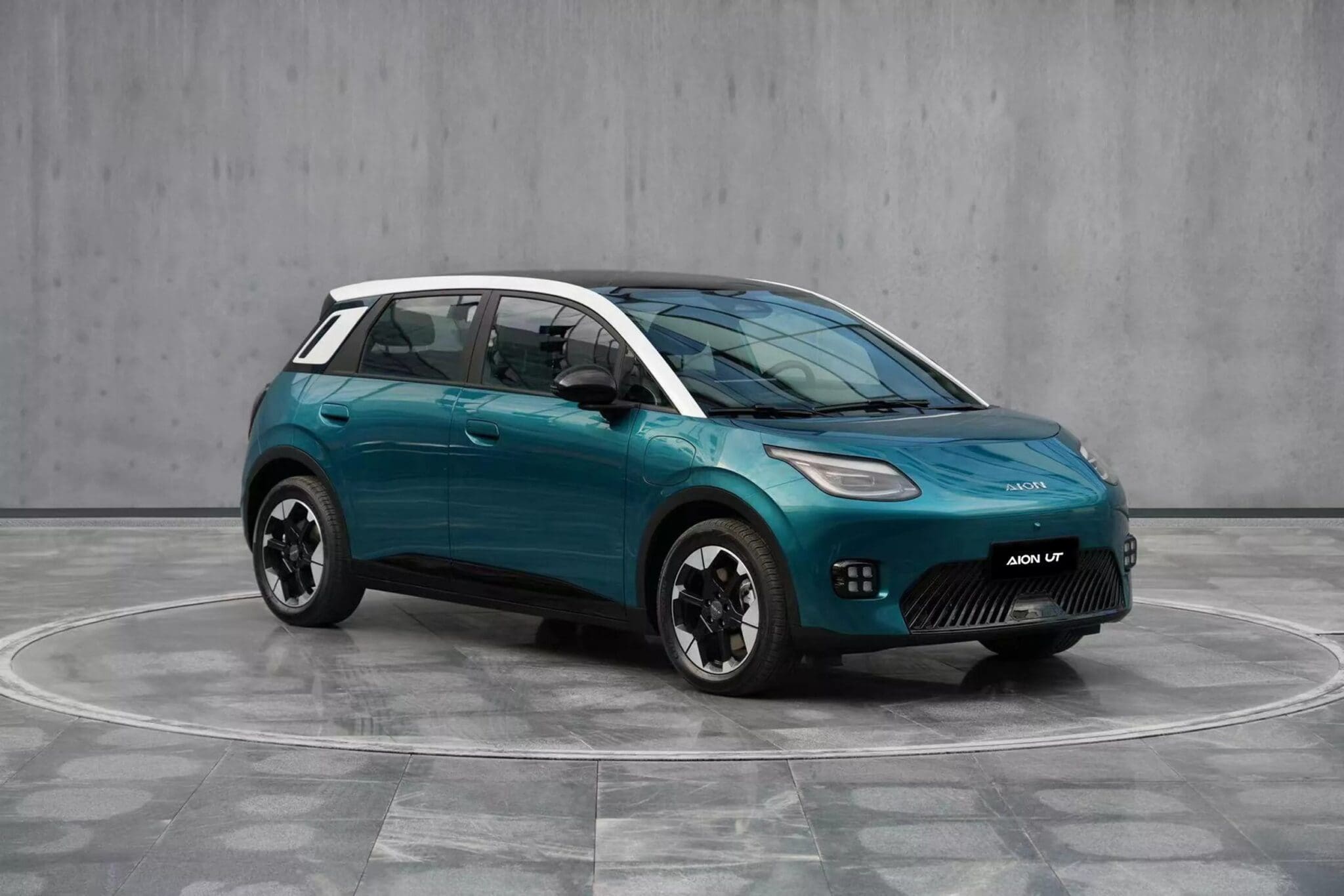 廣汽Aion UT登陸全球市場 售價低於MG4成為電動入門選擇 - CarFun 玩車誌｜玩樂生活、輕鬆懂車